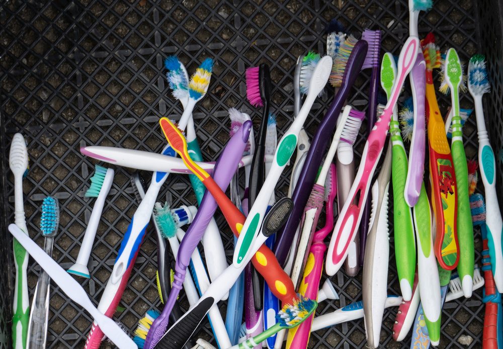 Plastic Toothbrushes Are a Big Part of the Plastic Pollution Crisis ...